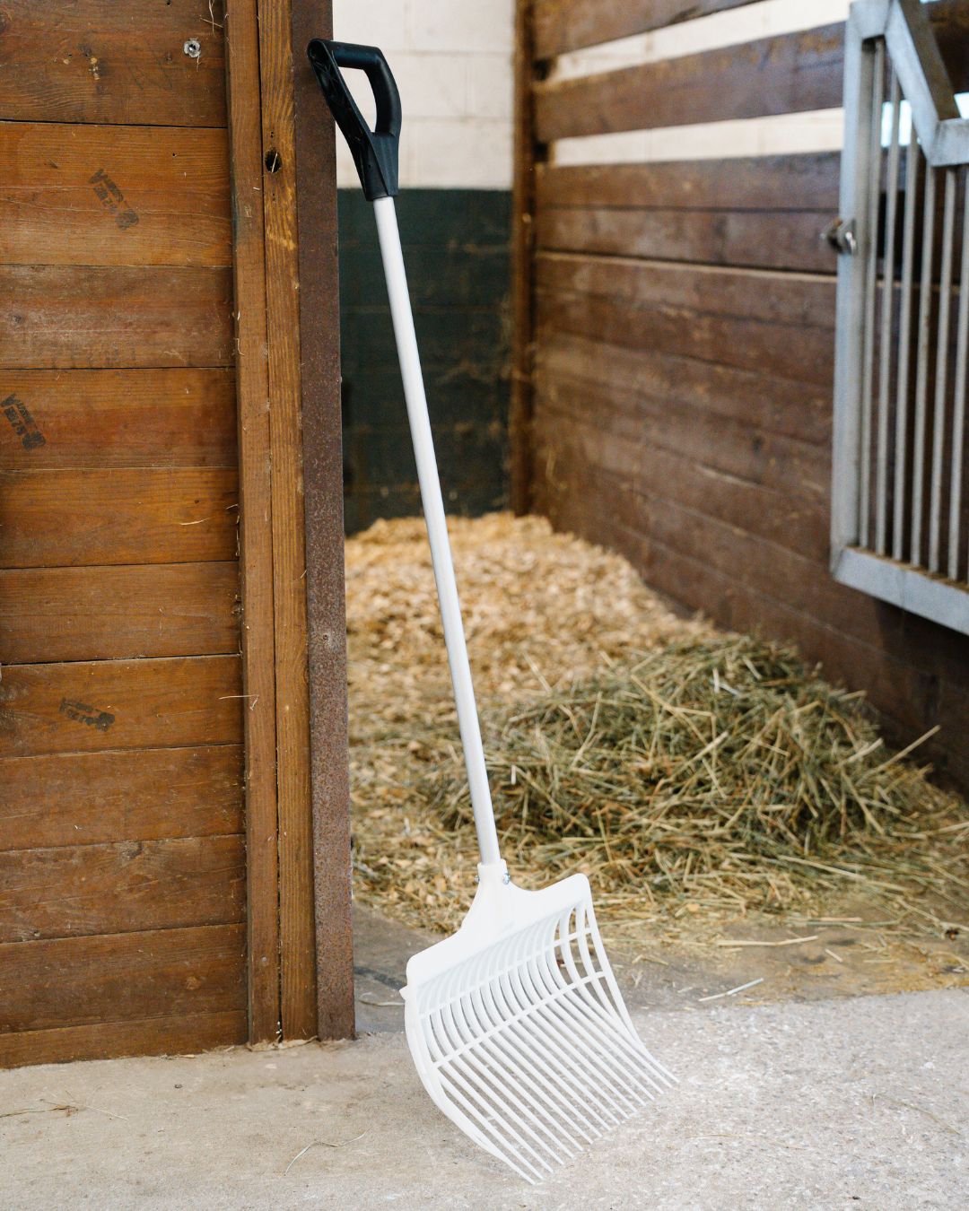 Heavy Duty Manure Fork with Aluminum Handle – CorrectConnect